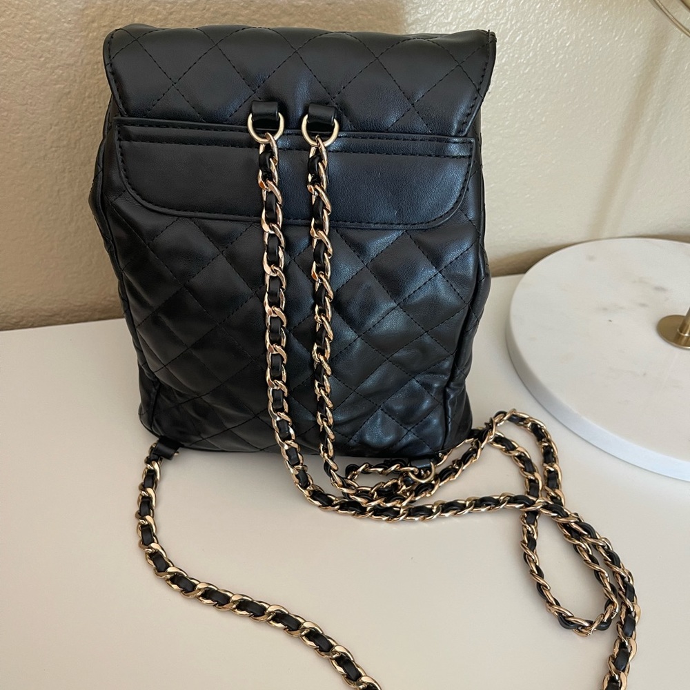 Small Leather Black Backpack Gold Chains - Gem